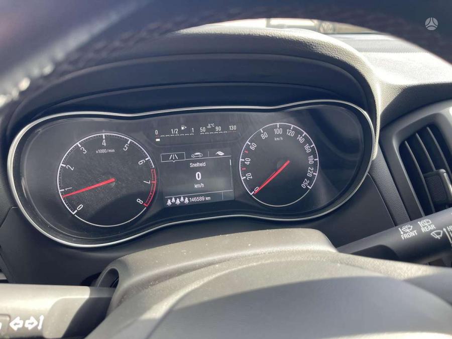 Серый Опель Zafira Tourer 2017 в Каунас, объемом двигателя 1.36 л и пробегом 140 тыс. км за 7800 €, фото 16 на AUTOMOTO.COM.LV