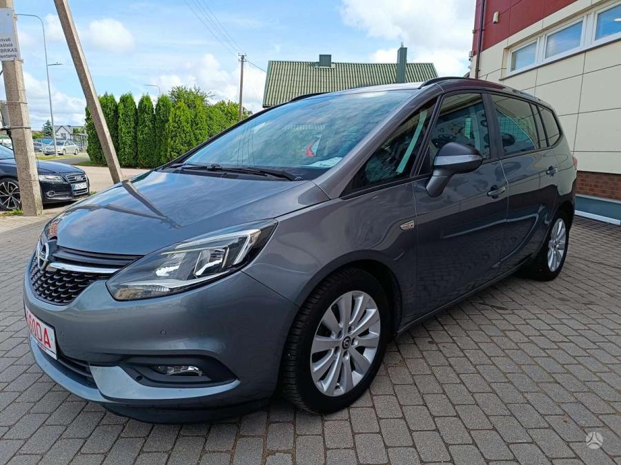 Pelēks Opel Zafira Tourer 2017 Kretinga, ar dzinēja tilpumu 1.96 L un nobraukumu 222 tūkst. km par 8400 €, foto 8 vietnē AUTOMOTO.COM.LV