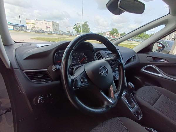 Pelēks Opel Zafira Tourer 2017 Kretinga, ar dzinēja tilpumu 1.96 L un nobraukumu 222 tūkst. km par 8400 €, foto 9 vietnē AUTOMOTO.COM.LV