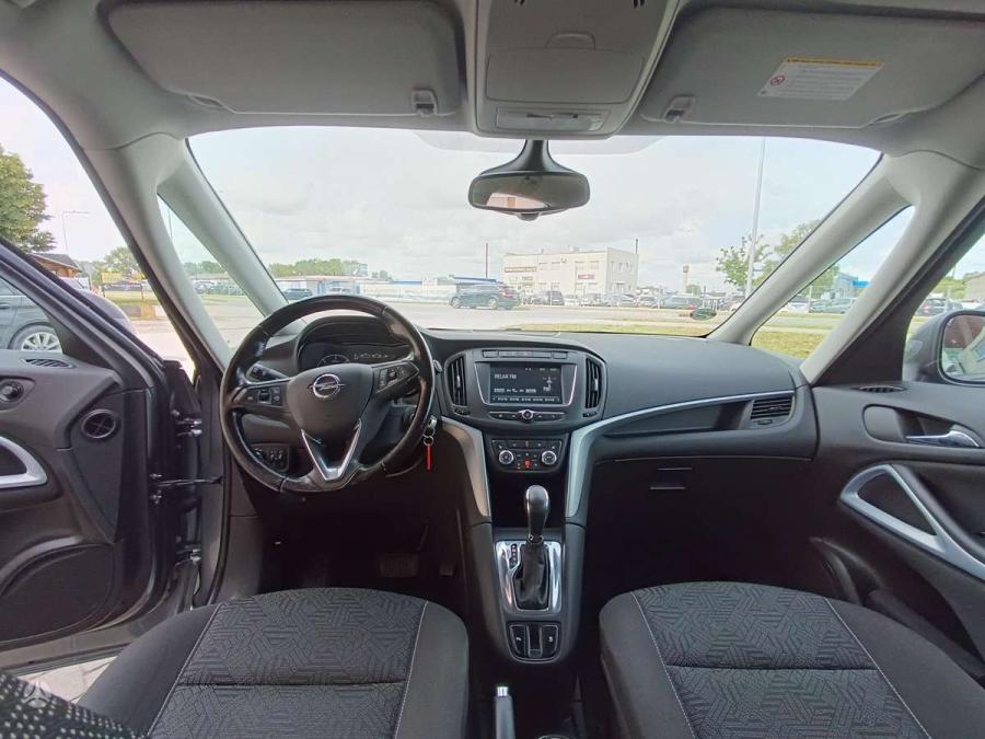 Pelēks Opel Zafira Tourer 2017 Kretinga, ar dzinēja tilpumu 1.96 L un nobraukumu 222 tūkst. km par 8400 €, foto 12 vietnē AUTOMOTO.COM.LV