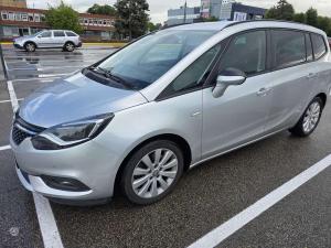 Grey Opel Zafira Tourer 2017 in Kaunas, with an engine capacity of 2.00 L and mileage of 162 thousand km for 8499 €, photo 3 on AUTOMOTO.COM.LV