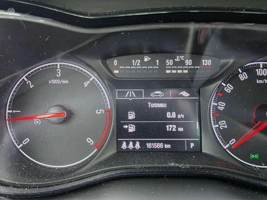 Grey Opel Zafira Tourer 2017 in Kaunas, with an engine capacity of 2.00 L and mileage of 162 thousand km for 8499 €, photo 4 on AUTOMOTO.COM.LV
