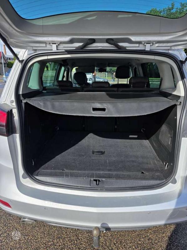 Серый Опель Zafira Tourer 2017 в Каунас, объемом двигателя 2.00 л и пробегом 162 тыс. км за 8499 €, фото 8 на AUTOMOTO.COM.LV