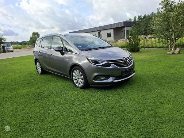 Серый Опель Zafira Tourer 2017 в Шилуте, объемом двигателя 2.00 л и пробегом 209 тыс. км за 7300 €, фото 4 на AUTOMOTO.COM.LV