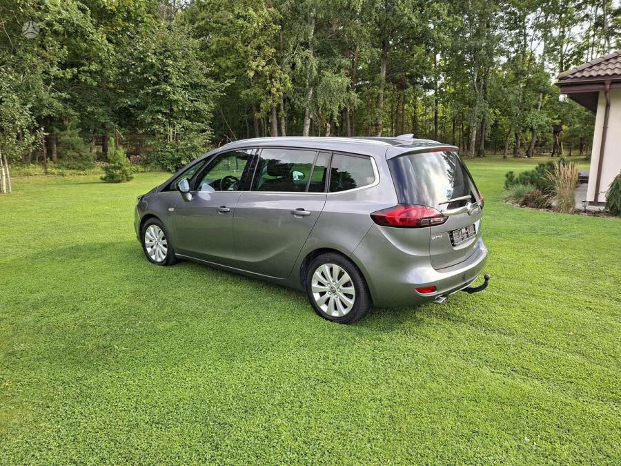 Серый Опель Zafira Tourer 2017 в Шилуте, объемом двигателя 2.00 л и пробегом 209 тыс. км за 7300 €, фото 5 на AUTOMOTO.COM.LV