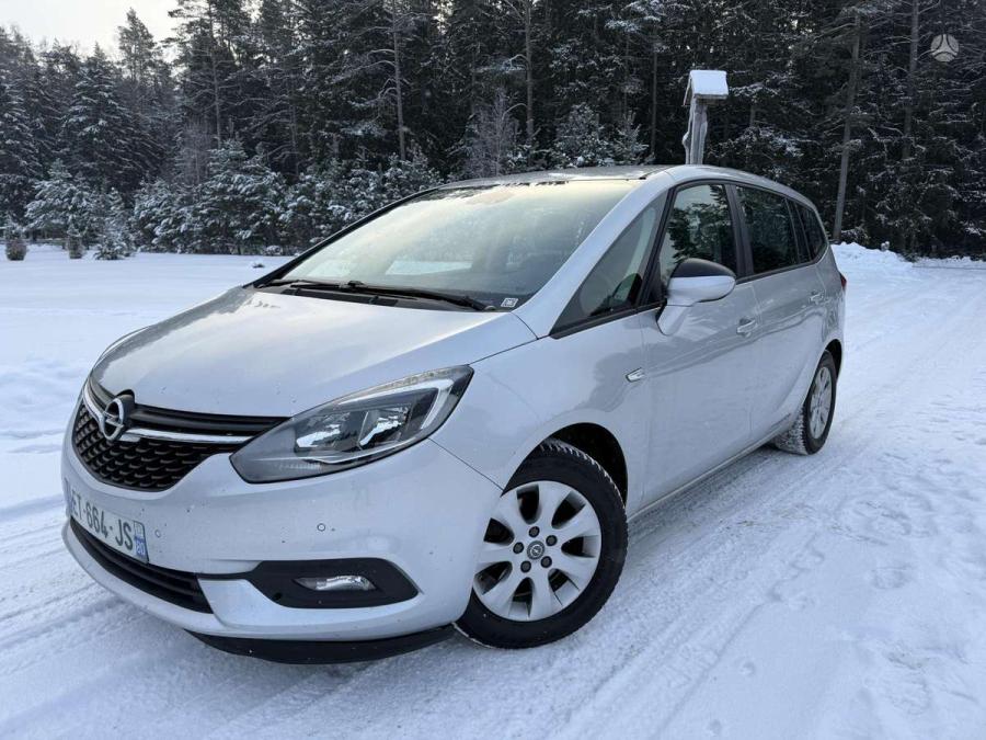 Серый Опель Zafira Tourer 2018 в Таураге, объемом двигателя 1.60 л и пробегом 170 тыс. км за 7500 €, фото 1 на AUTOMOTO.COM.LV
