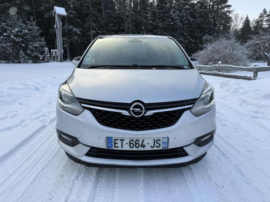 Серый Опель Zafira Tourer 2018 в Таураге, объемом двигателя 1.60 л и пробегом 170 тыс. км за 7500 €, фото 2 на AUTOMOTO.COM.LV