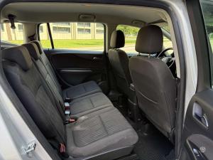 Pelēks Opel Zafira Tourer 2018 Tauragė, ar dzinēja tilpumu 1.60 L un nobraukumu 170 tūkst. km par 6900 €, foto 23 vietnē AUTOMOTO.COM.LV