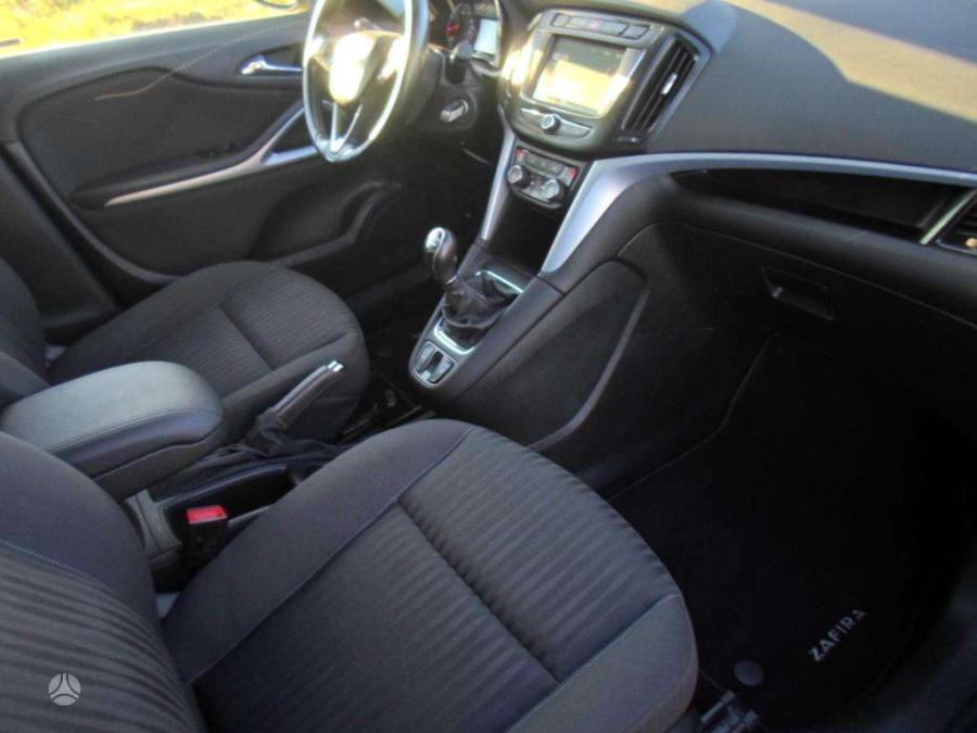 Серый Опель Zafira Tourer 2018 в Шяуляй, объемом двигателя 1.40 л и пробегом 103 тыс. км за 7950 €, фото 23 на AUTOMOTO.COM.LV