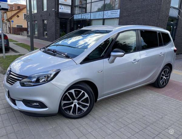 Pelēks Opel Zafira Tourer 2019 Marijampole, ar dzinēja tilpumu 1.96 L un nobraukumu 163 tūkst. km par 8999 €, foto 8 vietnē AUTOMOTO.COM.LV