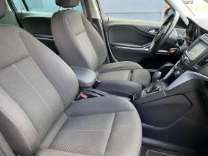 Grey Opel Zafira Tourer 2019 in Marijampole, with an engine capacity of 1.96 L and mileage of 163 thousand km for 8999 €, photo 27 on AUTOMOTO.COM.LV