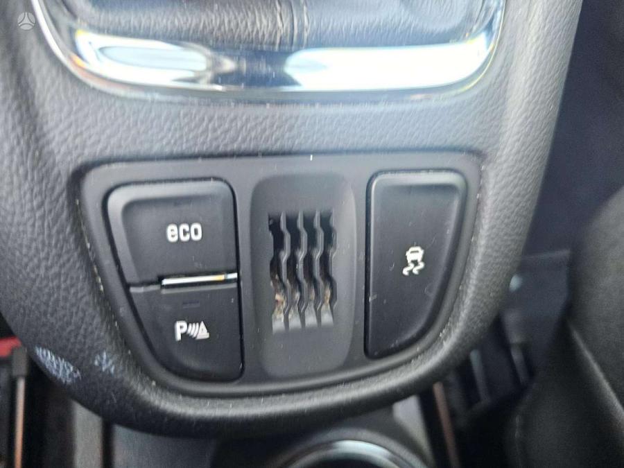 Grey Opel Zafira Tourer 2019 in Kedainiai, with an engine capacity of 1.60 L and mileage of 211 thousand km for 8900 €, photo 20 on AUTOMOTO.COM.LV