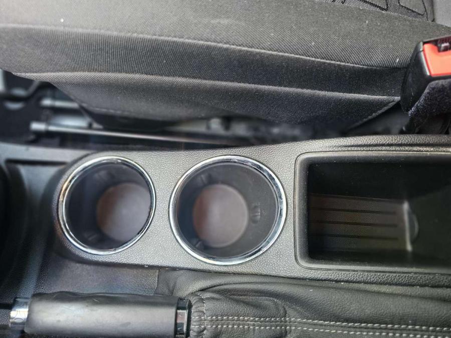 Grey Opel Zafira Tourer 2019 in Kedainiai, with an engine capacity of 1.60 L and mileage of 211 thousand km for 8900 €, photo 21 on AUTOMOTO.COM.LV