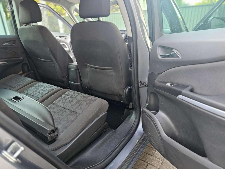 Grey Opel Zafira Tourer 2019 in Kedainiai, with an engine capacity of 1.60 L and mileage of 211 thousand km for 8900 €, photo 24 on AUTOMOTO.COM.LV