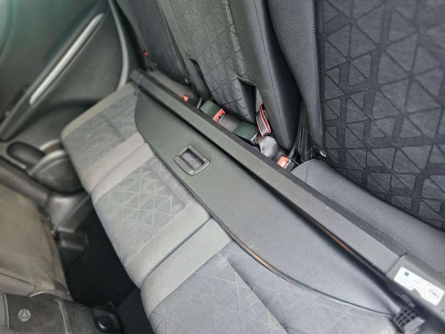 Grey Opel Zafira Tourer 2019 in Kedainiai, with an engine capacity of 1.60 L and mileage of 211 thousand km for 8900 €, photo 25 on AUTOMOTO.COM.LV