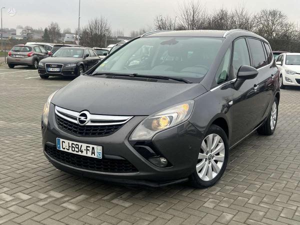 Серый Опель Zafira Tourer 2012 в Таураге, объемом двигателя 1.97 л и пробегом 222 тыс. км за 4500 €, фото 1 на AUTOMOTO.COM.LV