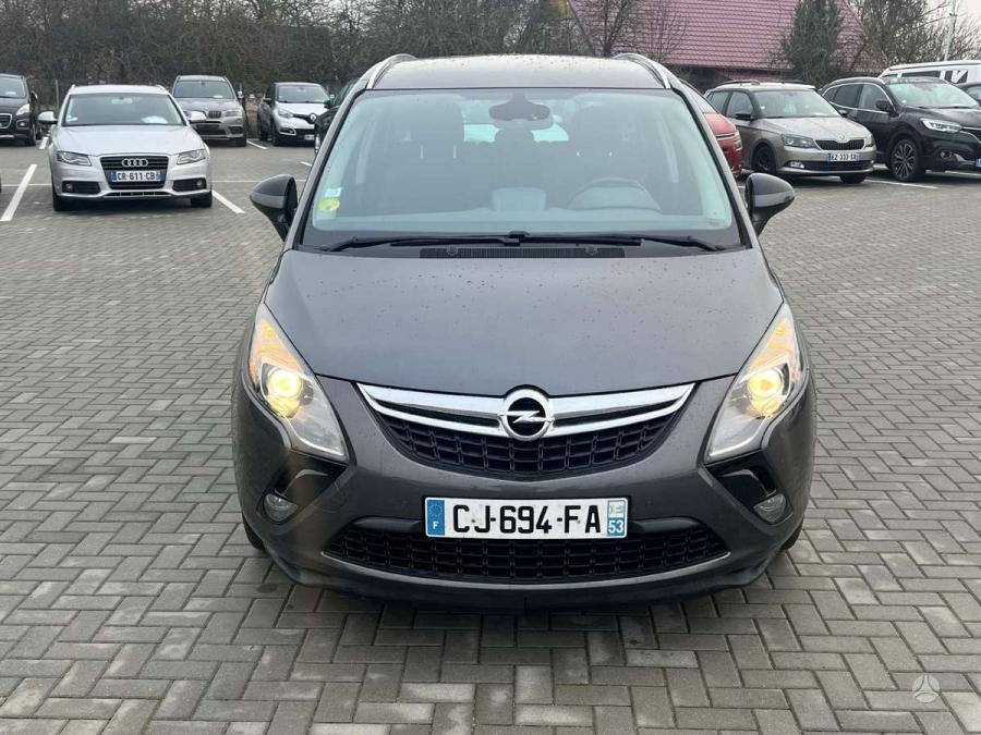 Pelēks Opel Zafira Tourer 2012 Tauragė, ar dzinēja tilpumu 1.97 L un nobraukumu 222 tūkst. km par 4500 €, foto 2 vietnē AUTOMOTO.COM.LV