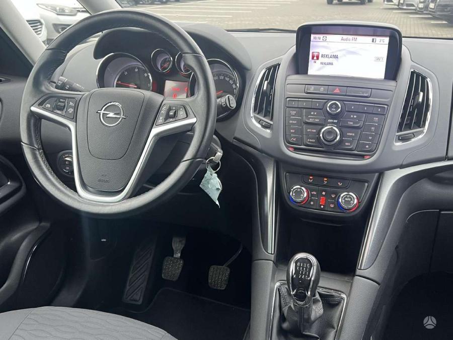 Pelēks Opel Zafira Tourer 2012 Tauragė, ar dzinēja tilpumu 1.97 L un nobraukumu 222 tūkst. km par 4500 €, foto 10 vietnē AUTOMOTO.COM.LV