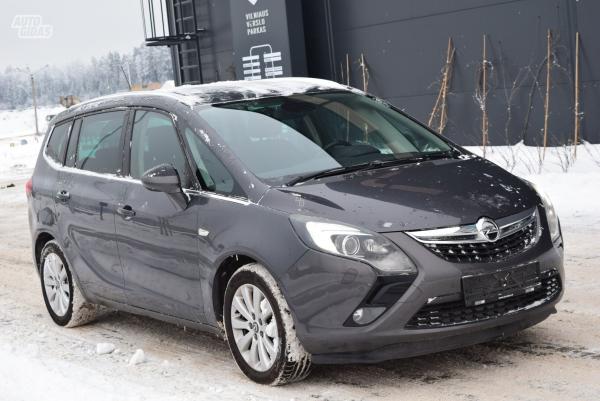Pelēks Opel Zafira Tourer 2012 Viļņa, ar dzinēja tilpumu 2.00 L un nobraukumu 237 tūkst. km par 5900 €, foto 3 vietnē AUTOMOTO.COM.LV