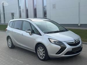 Pelēks Opel Zafira Tourer 2012 Viļņa, ar dzinēja tilpumu 2.00 L un nobraukumu 330 tūkst. km par 4500 €, foto 3 vietnē AUTOMOTO.COM.LV