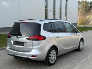 Pelēks Opel Zafira Tourer 2012 Viļņa, ar dzinēja tilpumu 2.00 L un nobraukumu 330 tūkst. km par 4500 €, foto 5 vietnē AUTOMOTO.COM.LV