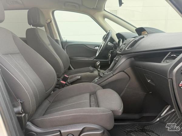 Серый Опель Zafira Tourer 2012 в Вильнюс, объемом двигателя 2.00 л и пробегом 330 тыс. км за 4500 €, фото 9 на AUTOMOTO.COM.LV