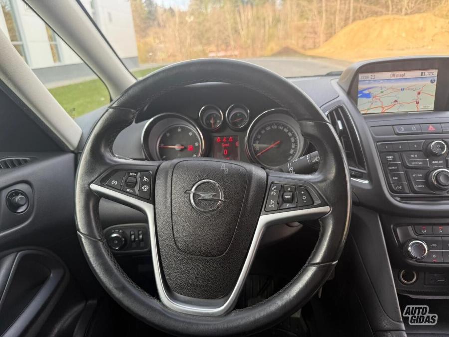 Pelēks Opel Zafira Tourer 2012 Viļņa, ar dzinēja tilpumu 2.00 L un nobraukumu 330 tūkst. km par 4500 €, foto 13 vietnē AUTOMOTO.COM.LV