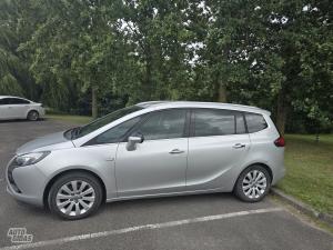 Pelēks Opel Zafira Tourer 2012 Klaipėda, ar dzinēja tilpumu 2.00 L un nobraukumu 326 tūkst. km par 3700 €, foto 5 vietnē AUTOMOTO.COM.LV