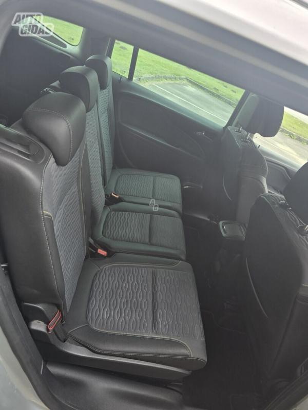 Grey Opel Zafira Tourer 2012 in Klaipeda, with an engine capacity of 2.00 L and mileage of 326 thousand km for 3700 €, photo 10 on AUTOMOTO.COM.LV