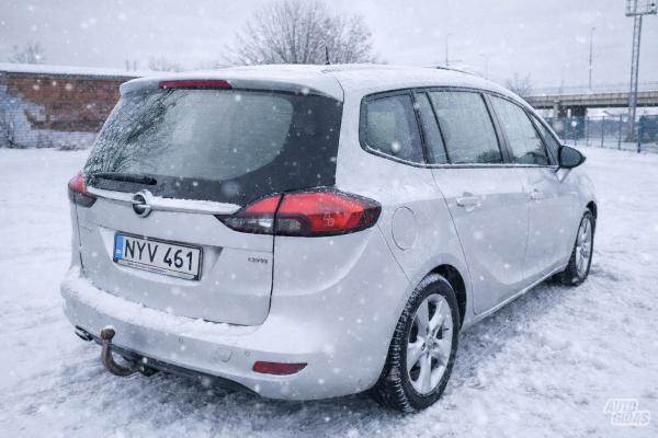 Серый Опель Zafira Tourer 2013 в Шяуляй, объемом двигателя 2.00 л и пробегом 253 тыс. км за 4950 €, фото 4 на AUTOMOTO.COM.LV