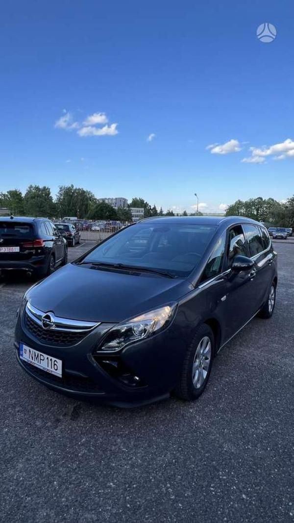 Серый Опель Zafira Tourer 2014 в Алитус, объемом двигателя 1.60 л и пробегом 258 тыс. км за 4500 €, фото 1 на AUTOMOTO.COM.LV