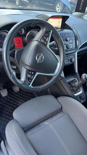 Серый Опель Zafira Tourer 2014 в Алитус, объемом двигателя 1.60 л и пробегом 258 тыс. км за 4500 €, фото 8 на AUTOMOTO.COM.LV
