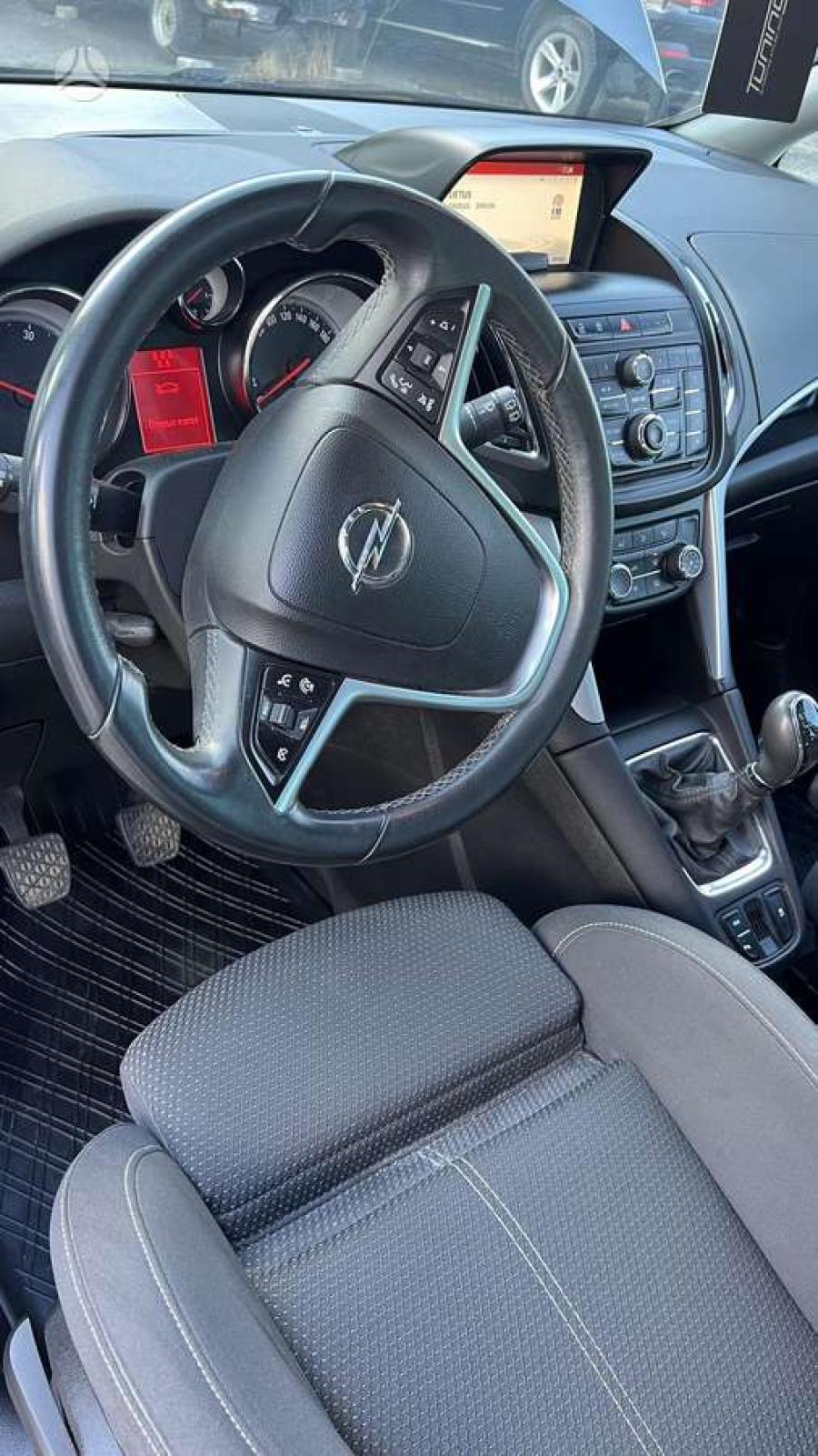 Серый Опель Zafira Tourer 2014 в Алитус, объемом двигателя 1.60 л и пробегом 258 тыс. км за 4500 €, фото 8 на AUTOMOTO.COM.LV