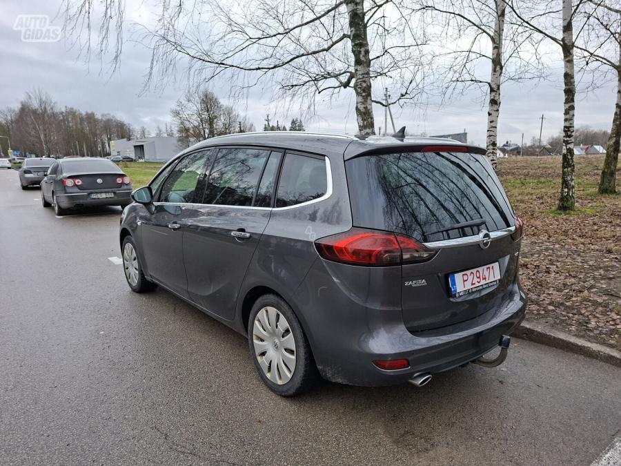 Opel Zafira Tourer 2012 in Marijampole, with an engine capacity of 2.00 L and mileage of 340 thousand km for 3500 €, photo 6 on AUTOMOTO.COM.LV
