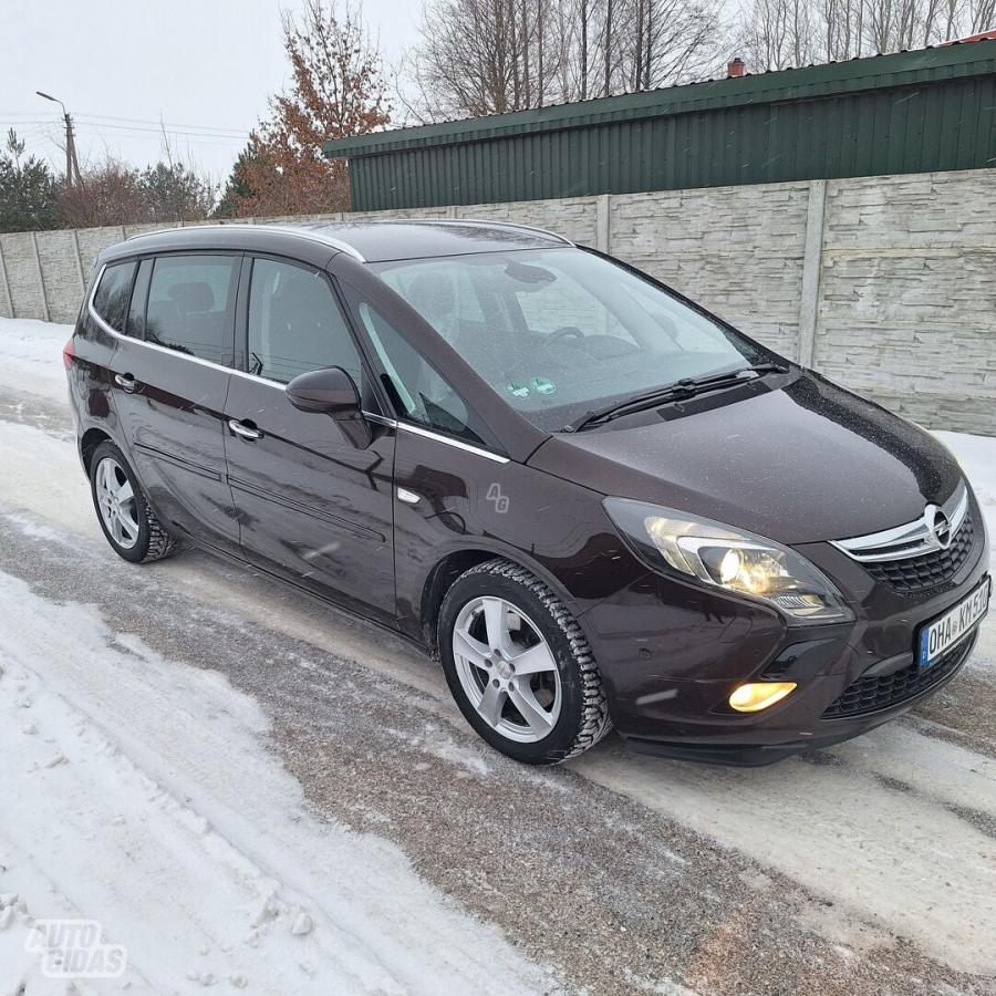 Опель Zafira Tourer 2012 в Мариямполе, объемом двигателя 2.00 л и пробегом 231 тыс. км за 4999 €, фото 2 на AUTOMOTO.COM.LV