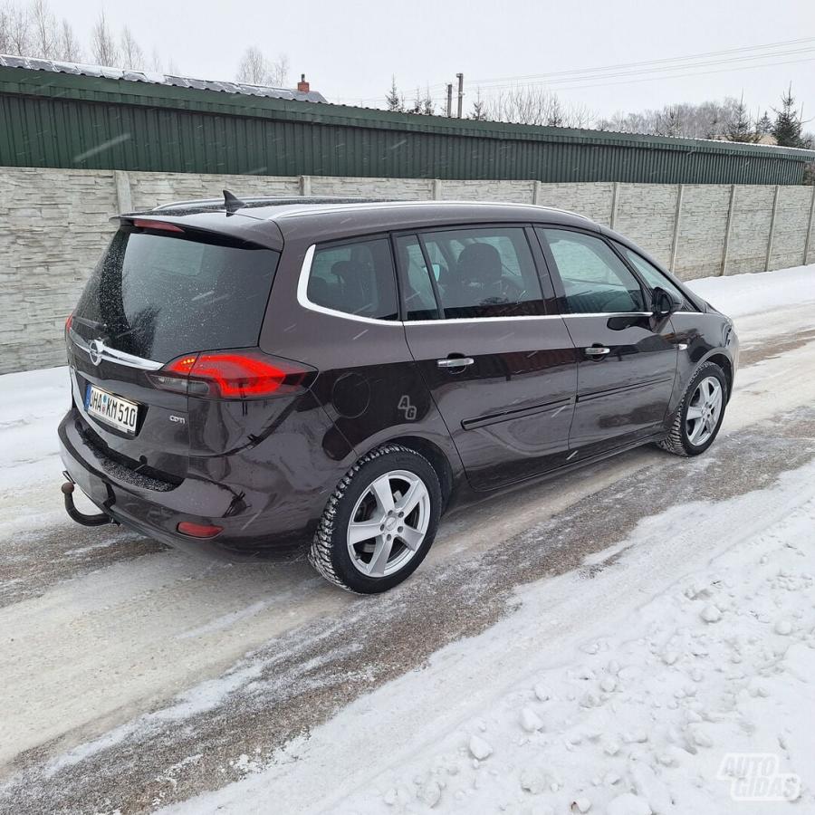 Опель Zafira Tourer 2012 в Мариямполе, объемом двигателя 2.00 л и пробегом 231 тыс. км за 4999 €, фото 3 на AUTOMOTO.COM.LV
