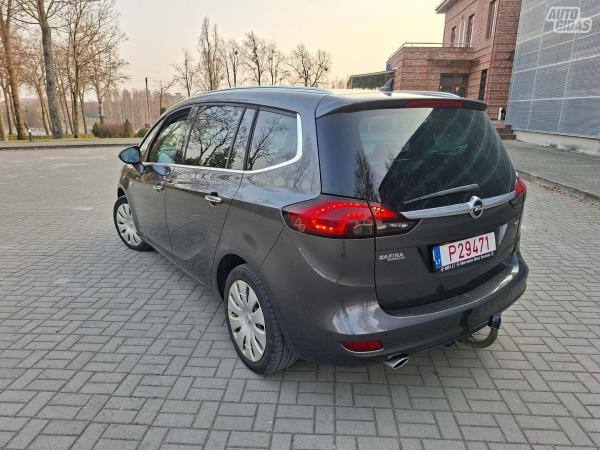 Opel Zafira Tourer 2012 in Marijampole, with an engine capacity of 2.00 L and mileage of 340 thousand km for 3500 €, photo 5 on AUTOMOTO.COM.LV