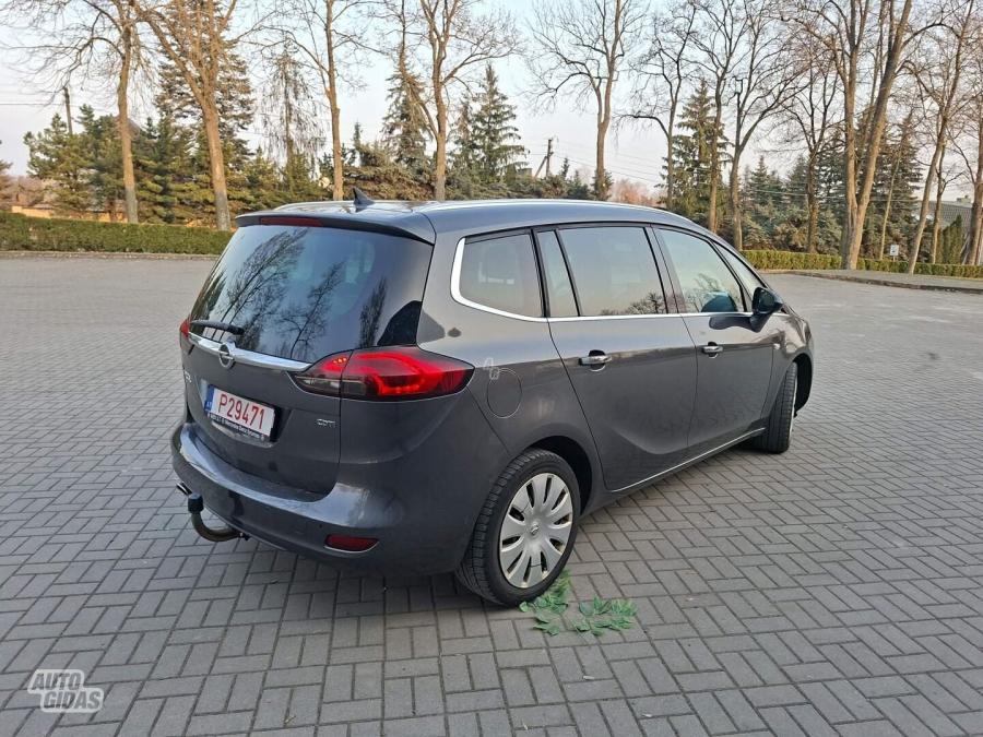 Опель Zafira Tourer 2012 в Мариямполе, объемом двигателя 2.00 л и пробегом 340 тыс. км за 3500 €, фото 3 на AUTOMOTO.COM.LV