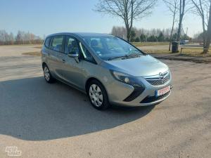 Opel Zafira Tourer 2012 in Ukmerge, with an engine capacity of 2.00 L and mileage of 288 thousand km for 4350 €, photo  on AUTOMOTO.COM.LV