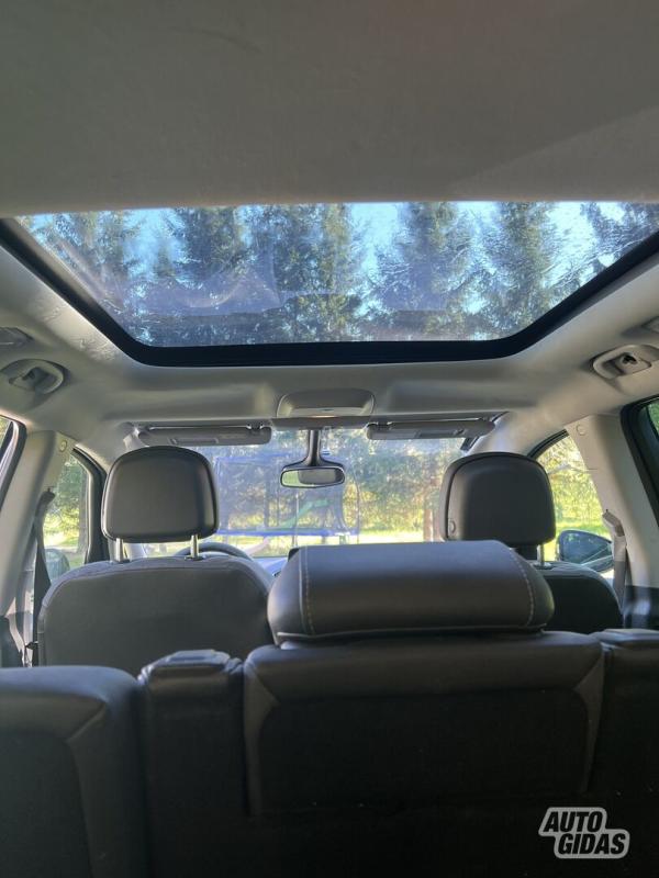 Opel Zafira Tourer 2012 in Plunge, with an engine capacity of 2.00 L and mileage of 259 thousand km for 5100 €, photo 3 on AUTOMOTO.COM.LV