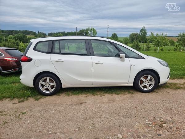 Opel Zafira Tourer 2012 Alīta, ar dzinēja tilpumu 2.00 L un nobraukumu 349 tūkst. km par 2130 €, foto 8 vietnē AUTOMOTO.COM.LV