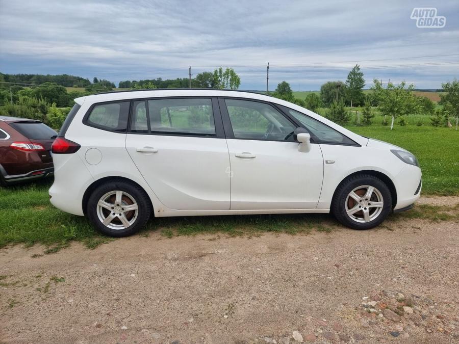Опель Zafira Tourer 2012 в Алитус, объемом двигателя 2.00 л и пробегом 349 тыс. км за 2130 €, фото 9 на AUTOMOTO.COM.LV