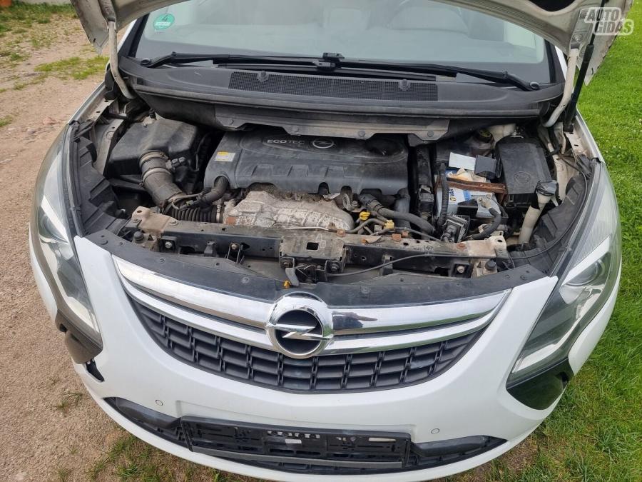 Опель Zafira Tourer 2012 в Алитус, объемом двигателя 2.00 л и пробегом 349 тыс. км за 2130 €, фото 15 на AUTOMOTO.COM.LV