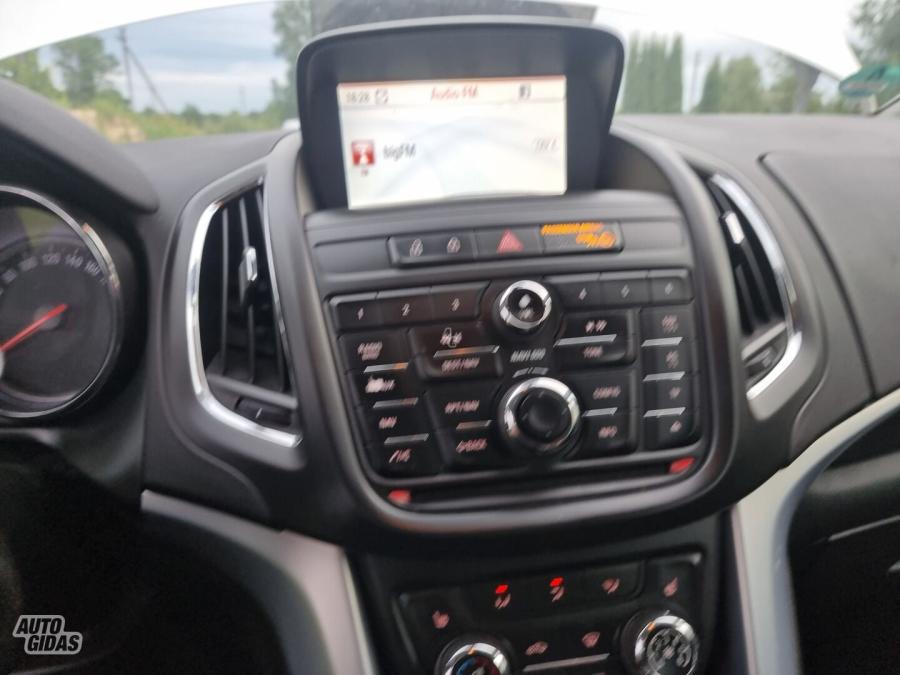 Опель Zafira Tourer 2012 в Алитус, объемом двигателя 2.00 л и пробегом 349 тыс. км за 2130 €, фото 17 на AUTOMOTO.COM.LV