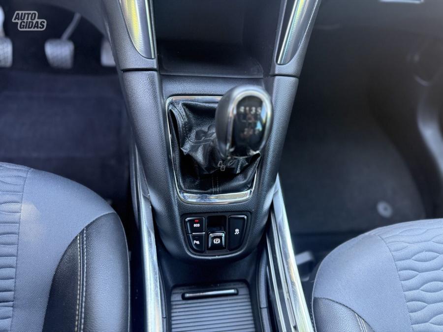 Opel Zafira Tourer 2012 Utena, ar dzinēja tilpumu 2.00 L un nobraukumu 182 tūkst. km par 5250 €, foto 15 vietnē AUTOMOTO.COM.LV