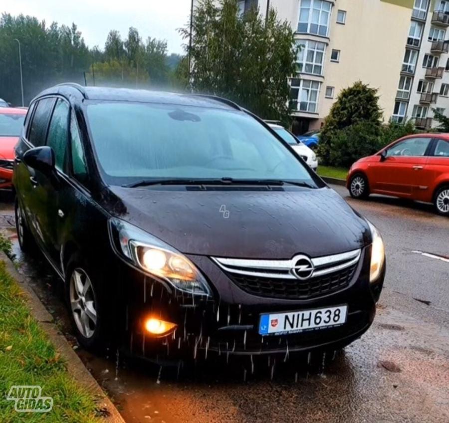 Opel Zafira Tourer 2012 Naujoji Akmenė, ar dzinēja tilpumu 2.00 L un nobraukumu 245 tūkst. km par 5000 €, foto 1 vietnē AUTOMOTO.COM.LV