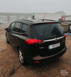 Opel Zafira Tourer 2012 Naujoji Akmenė, ar dzinēja tilpumu 2.00 L un nobraukumu 245 tūkst. km par 5000 €, foto 3 vietnē AUTOMOTO.COM.LV