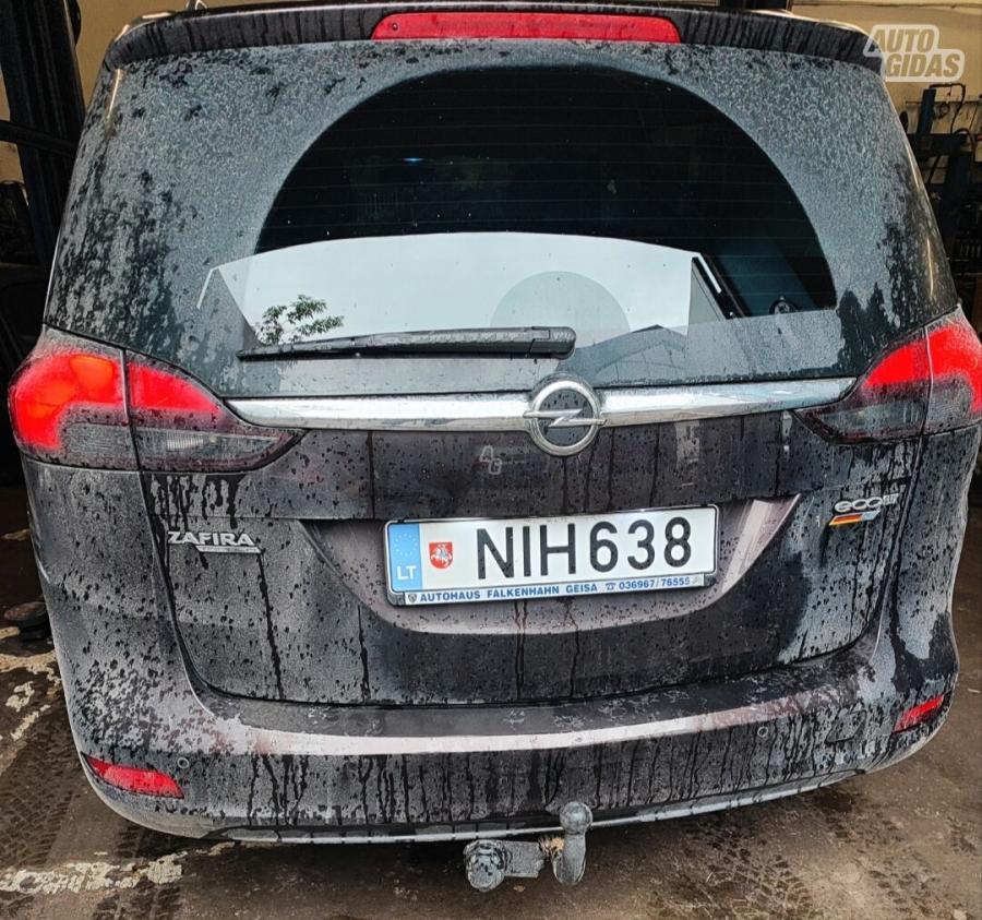 Opel Zafira Tourer 2012 Naujoji Akmenė, ar dzinēja tilpumu 2.00 L un nobraukumu 245 tūkst. km par 5000 €, foto 4 vietnē AUTOMOTO.COM.LV