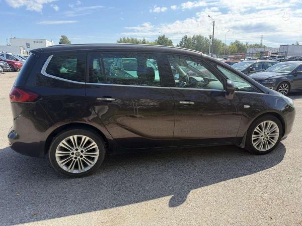 Опель Zafira Tourer 2012 в Мариямполе, объемом двигателя 1.40 л и пробегом 190 тыс. км за 4250 €, фото 4 на AUTOMOTO.COM.LV