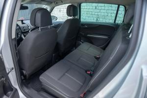 Opel Zafira Tourer 2012 Liepāja, ar dzinēja tilpumu 2.00 L un nobraukumu 284 tūkst. km par 3900 €, foto 7 vietnē AUTOMOTO.COM.LV
